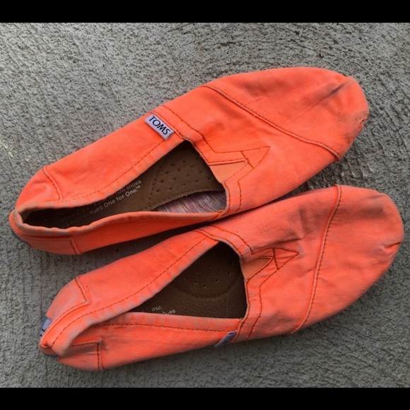 Toms | Shoes | Rare Toms Slip On Bright Orange Shoes Sz 6 | Poshmark
